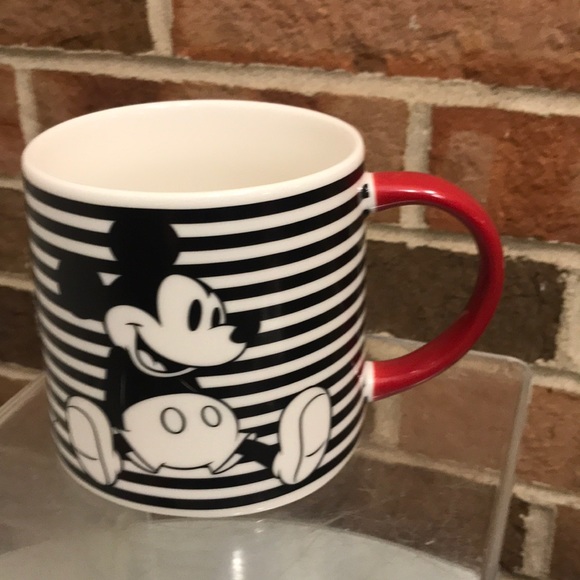 Other | Oversized Disney Mickey Mouse Porcelain Mug Black Red White 525 ...